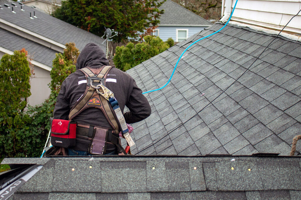 Roofing Career Opportunities | Dakota Roofing